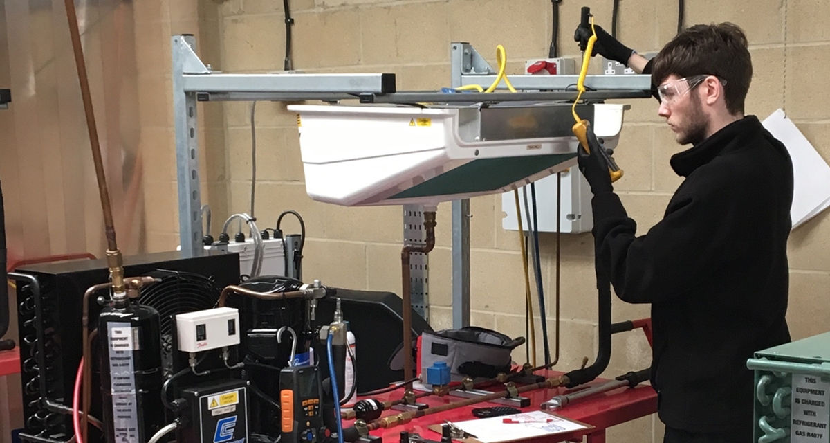 Space Engineering Services welcomes nine new apprentices - ACR Journal