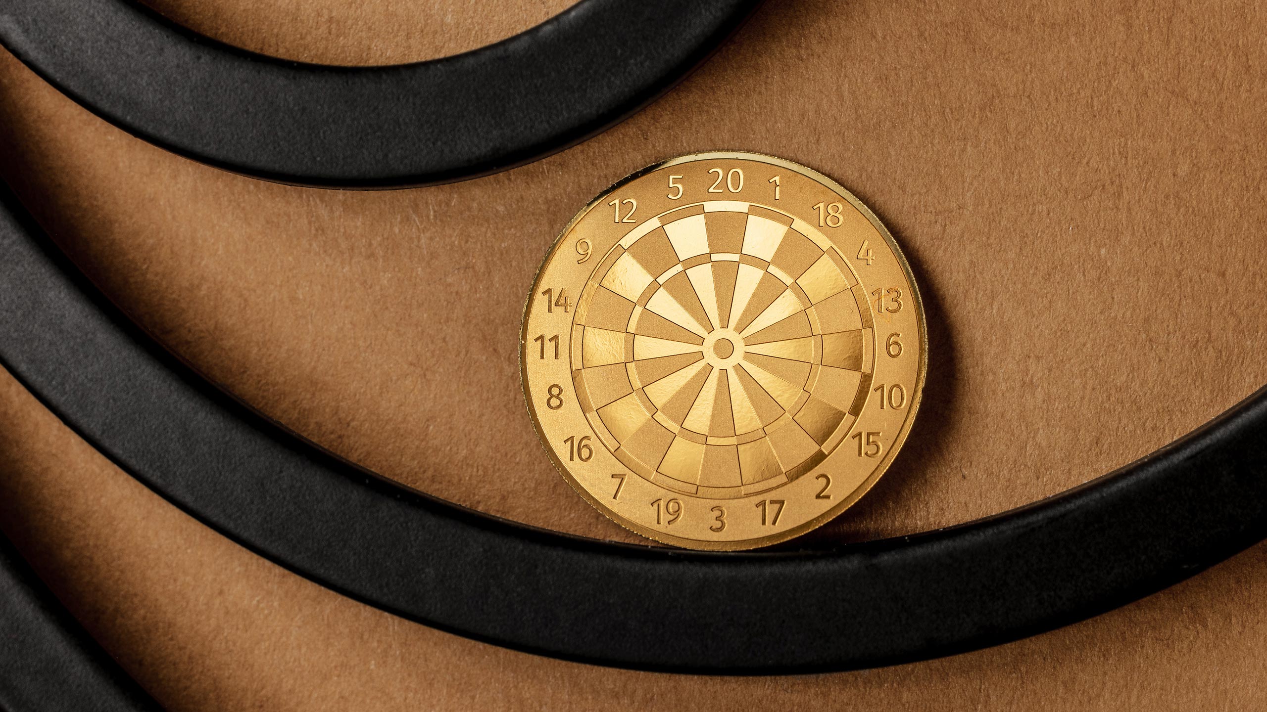 Golden Highlights - Darts coin - Collectors Club of Great Britain