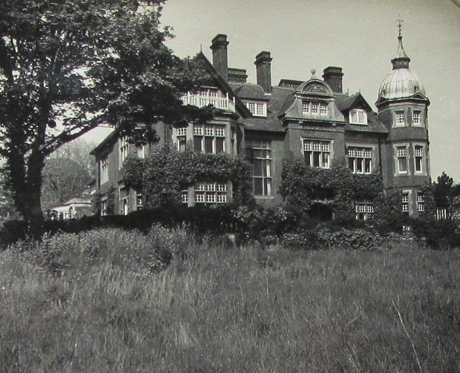 The story of Newhaven Court - Family Tree