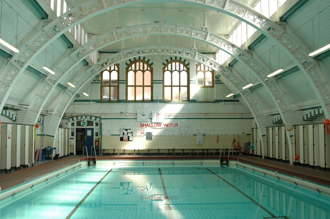 Help save Britain's historic pools - Family Tree