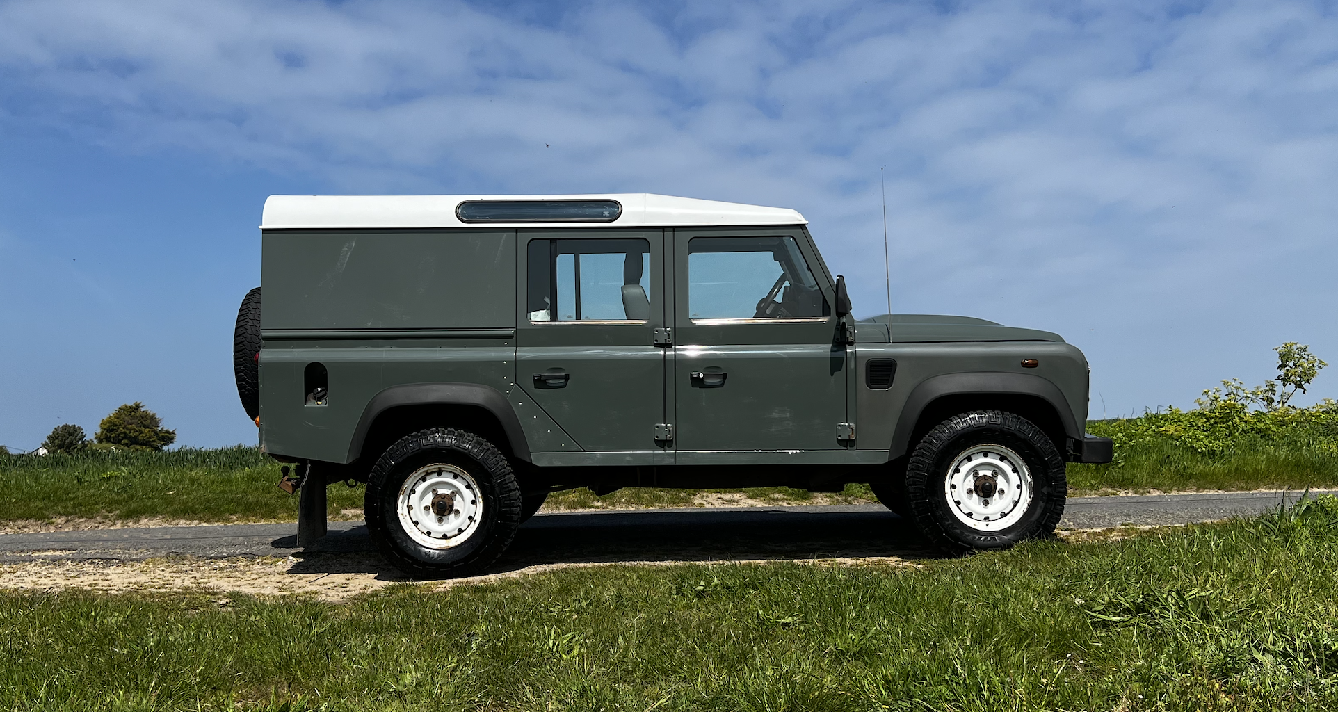 Land Rovers For Sale - Land Rover Monthly