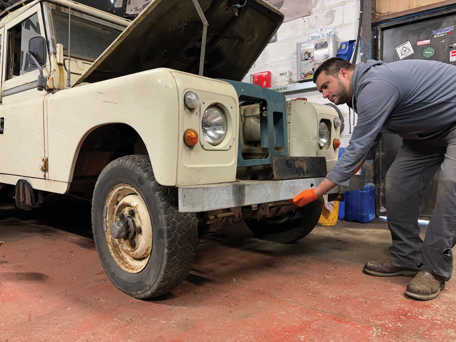 And so it begins - Land Rover Monthly