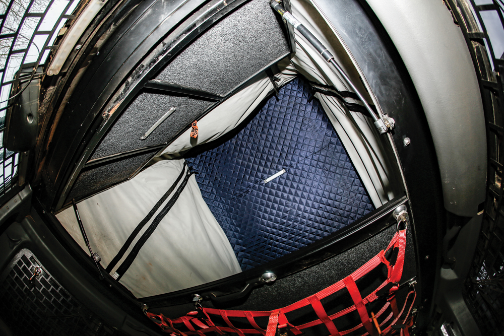 Mr Worldwide - Land Rover Monthly