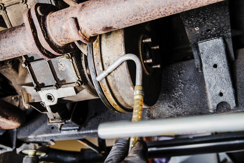 Avoid or repair gearbox output shaft failure - Land Rover Monthly