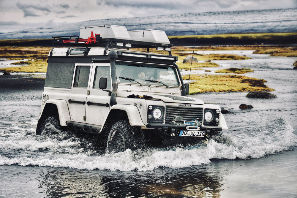 Go everywhere - Land Rover Monthly