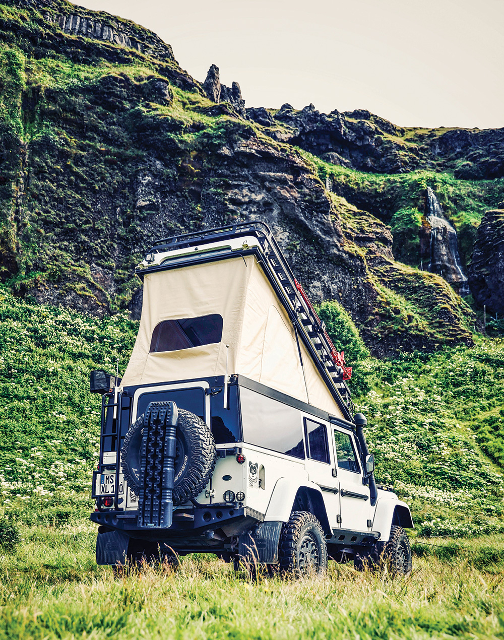 Go everywhere - Land Rover Monthly