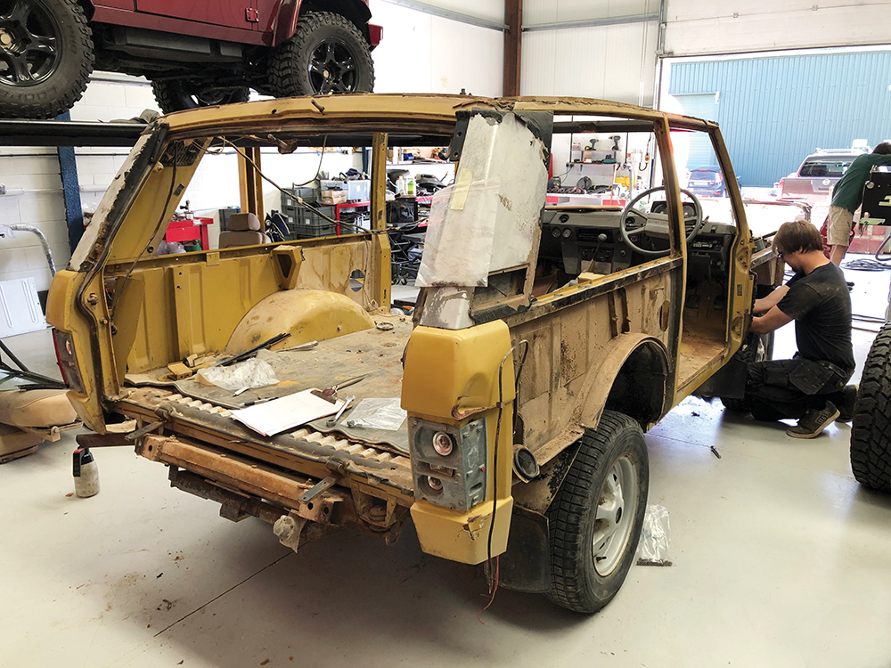 Bahama beauty - Land Rover Monthly