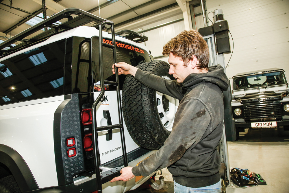 L663 Defender: Fit a Roof Rack and Ladder - Land Rover Monthly