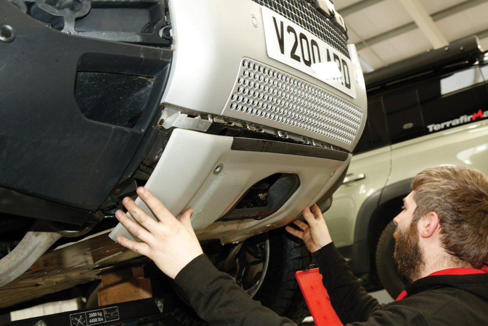 L663 Defender: Fit a discreet winch - Land Rover Monthly