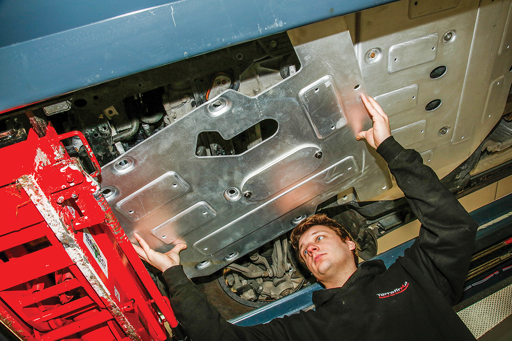 Armour up your Defender - Land Rover Monthly