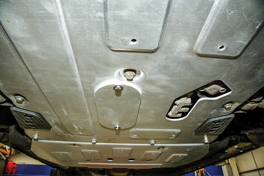 Armour up your Defender - Land Rover Monthly