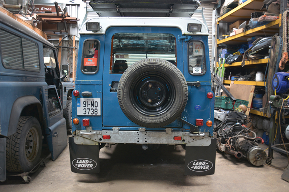 Rear door swap - Land Rover Monthly
