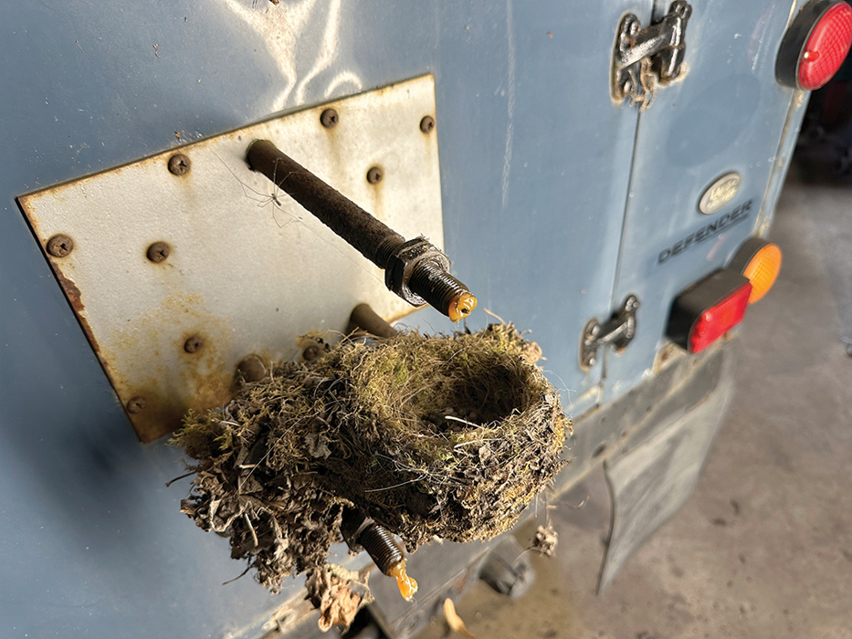 Rear door swap - Land Rover Monthly