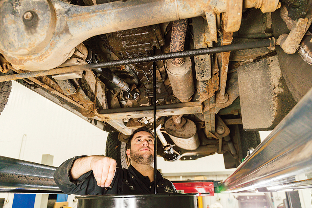 Service your Td5 at home - Land Rover Monthly