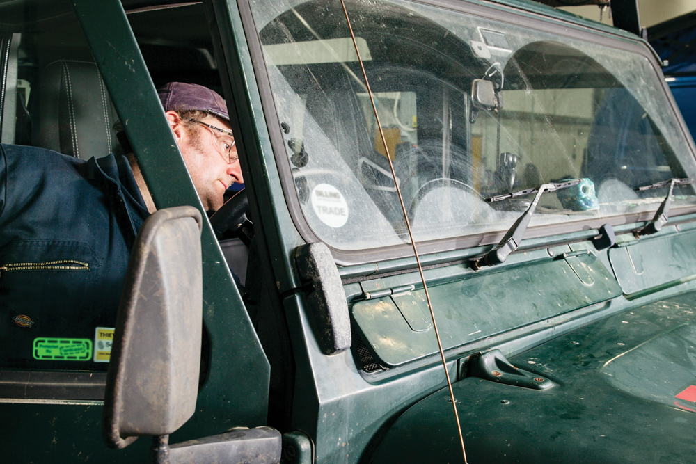 Fixing water leaks - Land Rover Monthly