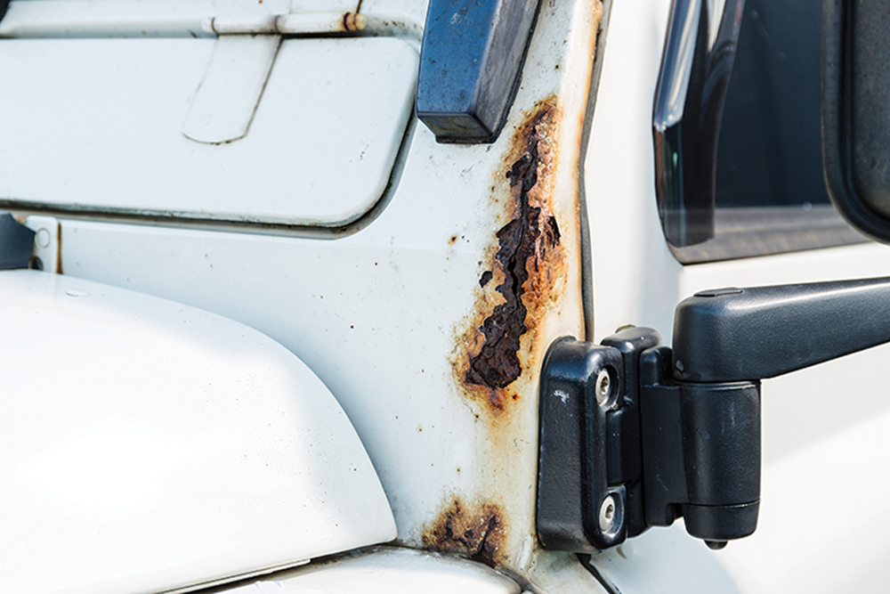 Defender Buying Guide: Search, View and Test Drive - Land Rover Monthly