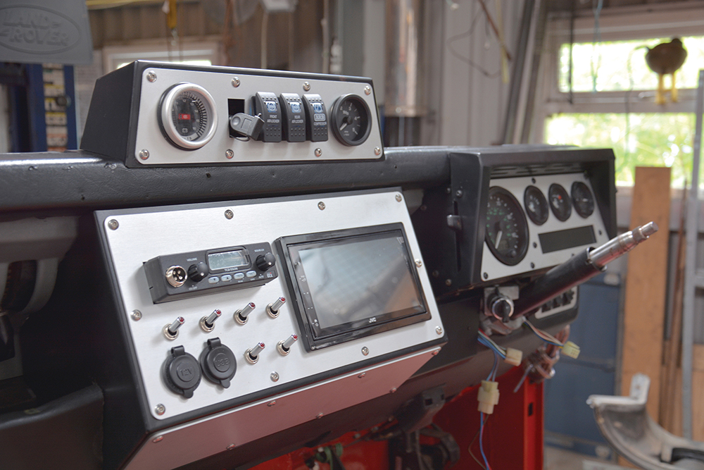 Project Defender Td5, part 11: Dashboard upgrade - Land Rover Monthly