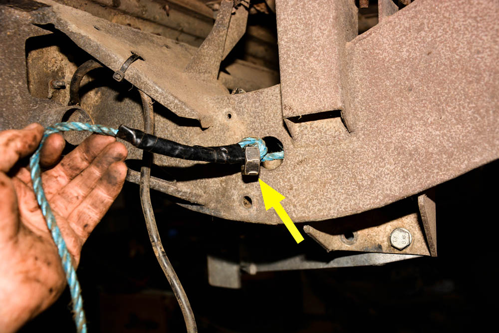 Correctly fit a Defender wiring loom - Land Rover Monthly
