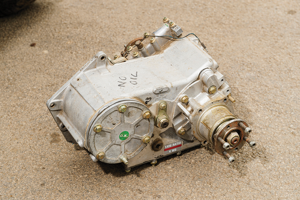 Race-prepping a Discovery - Land Rover Monthly