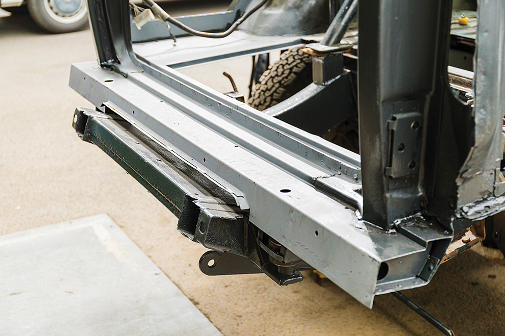 Race-prepping a Discovery - Land Rover Monthly