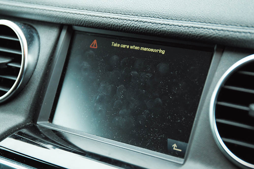 Install a reversing camera - Land Rover Monthly