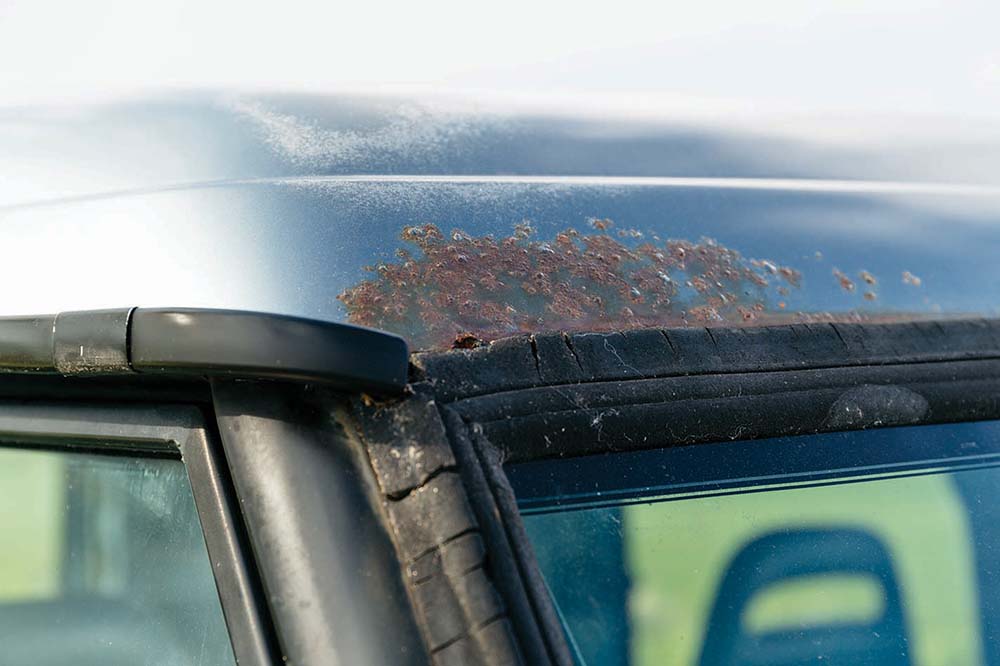 Praise the Jay - Land Rover Monthly