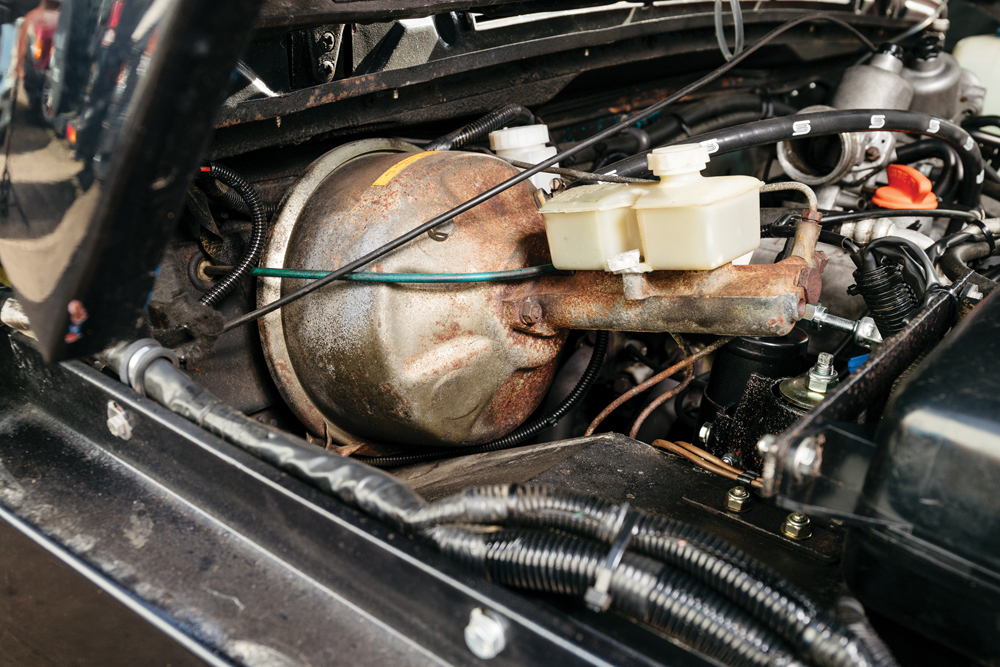 Dry ice blasting - Land Rover Monthly