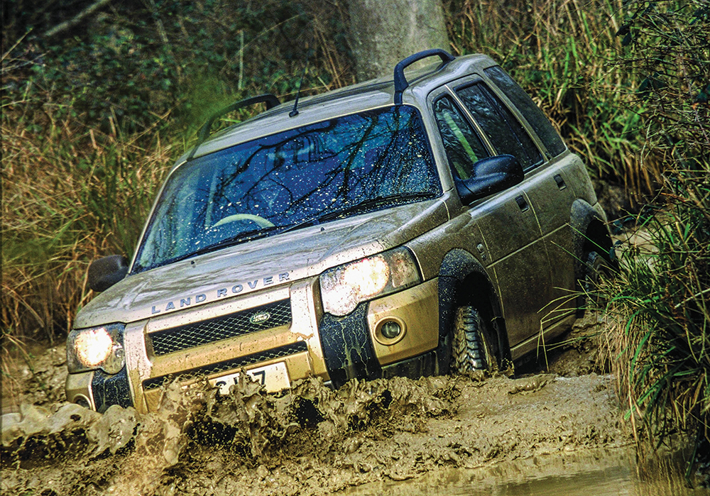 It’s here: AI is ‘selling’ cars - Land Rover Monthly