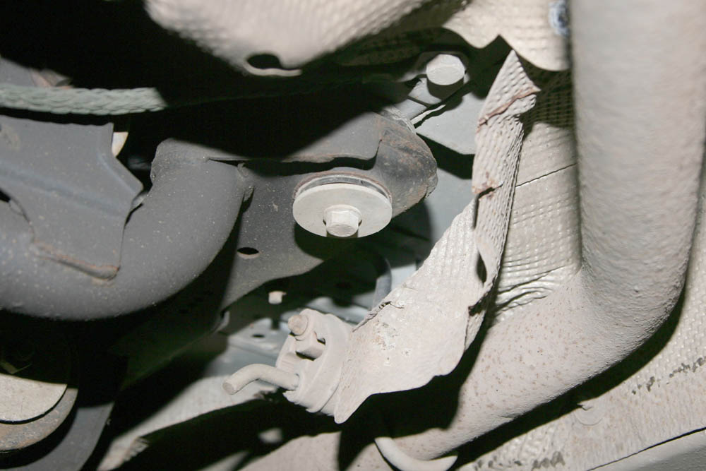 Replace an L322 Transfer Box - Land Rover Monthly