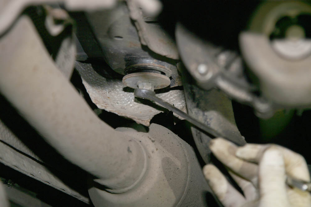 Replace an L322 Transfer Box - Land Rover Monthly