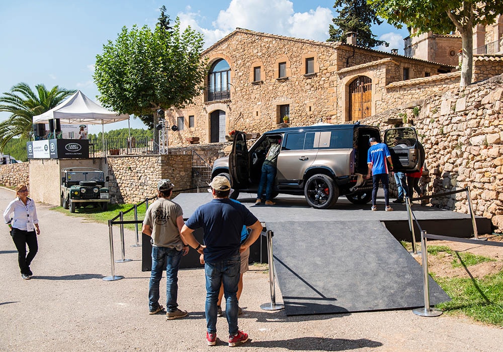 Land Rover Party of Les Comes 2019 - Land Rover Monthly