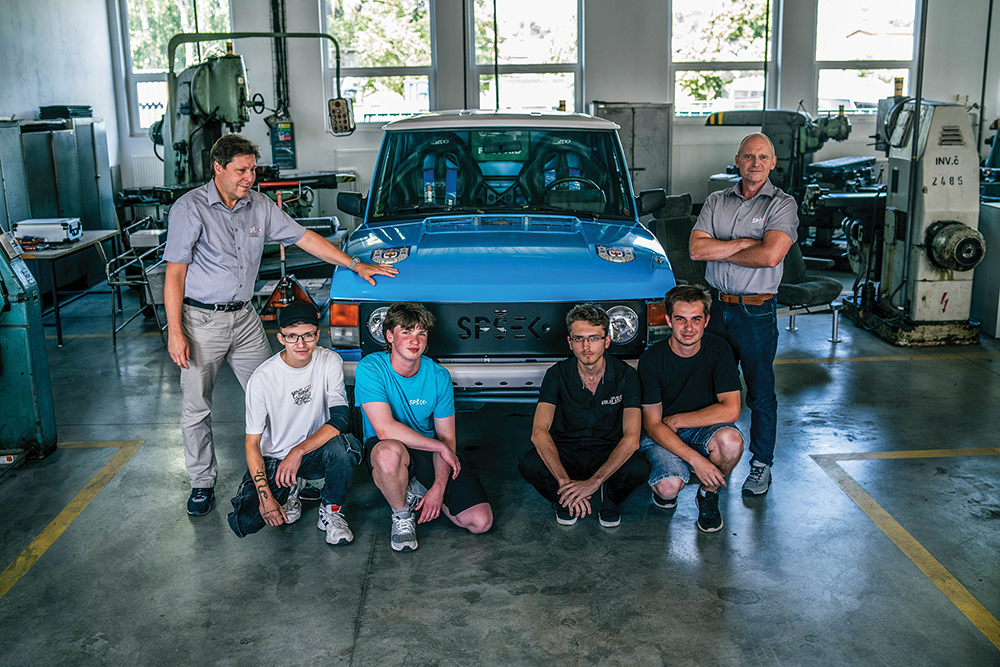 Rakovnik Range Rover - Land Rover Monthly