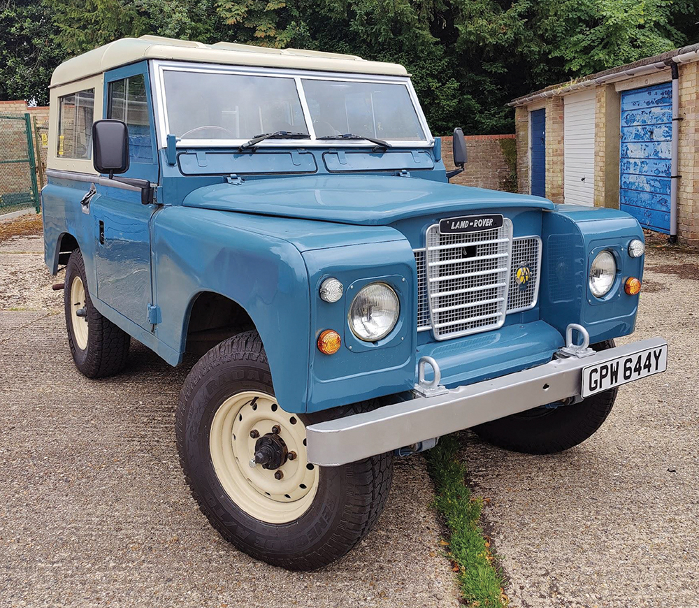 Battling Black Rock - Land Rover Monthly