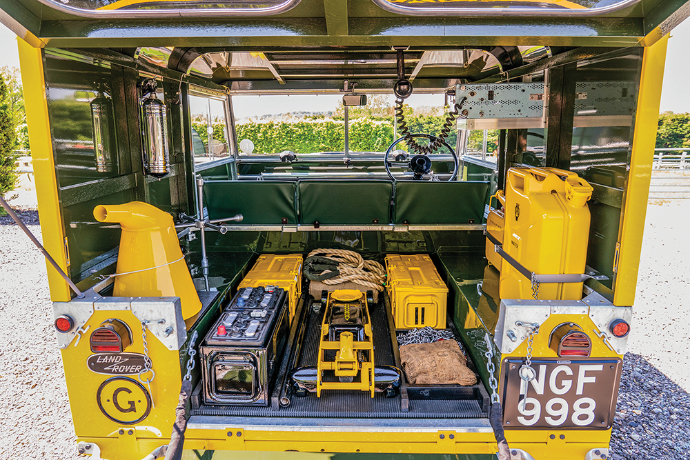 Restoration Perfection - Land Rover Monthly