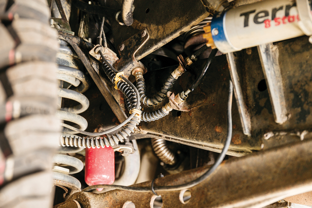 Service a Discovery 2 Td5 - Land Rover Monthly