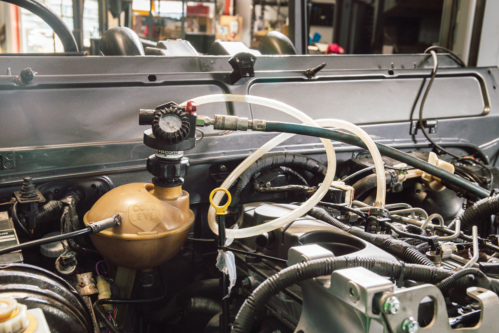 Install a TDCi engine: Fitting and starting - Land Rover Monthly