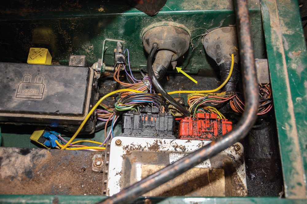 Fit a cruise control to your Defender - Land Rover Monthly