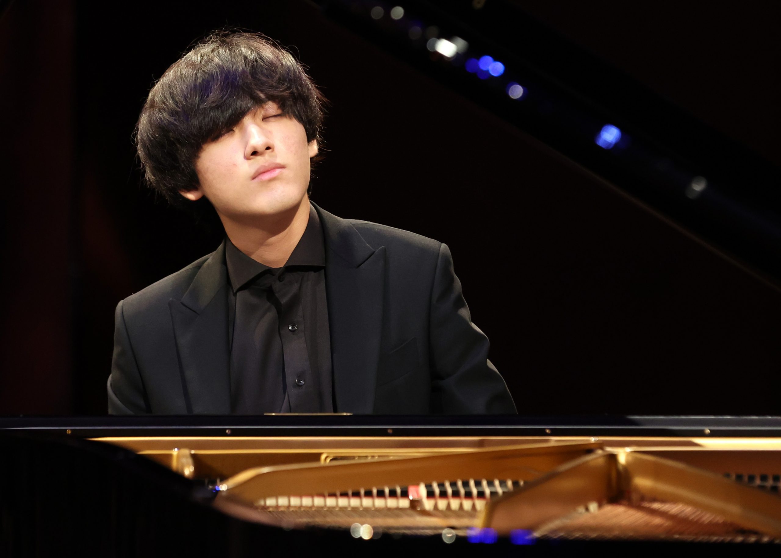 WATCH: Yunchan Lim makes his London debut at the Wigmore Hall | Pianist