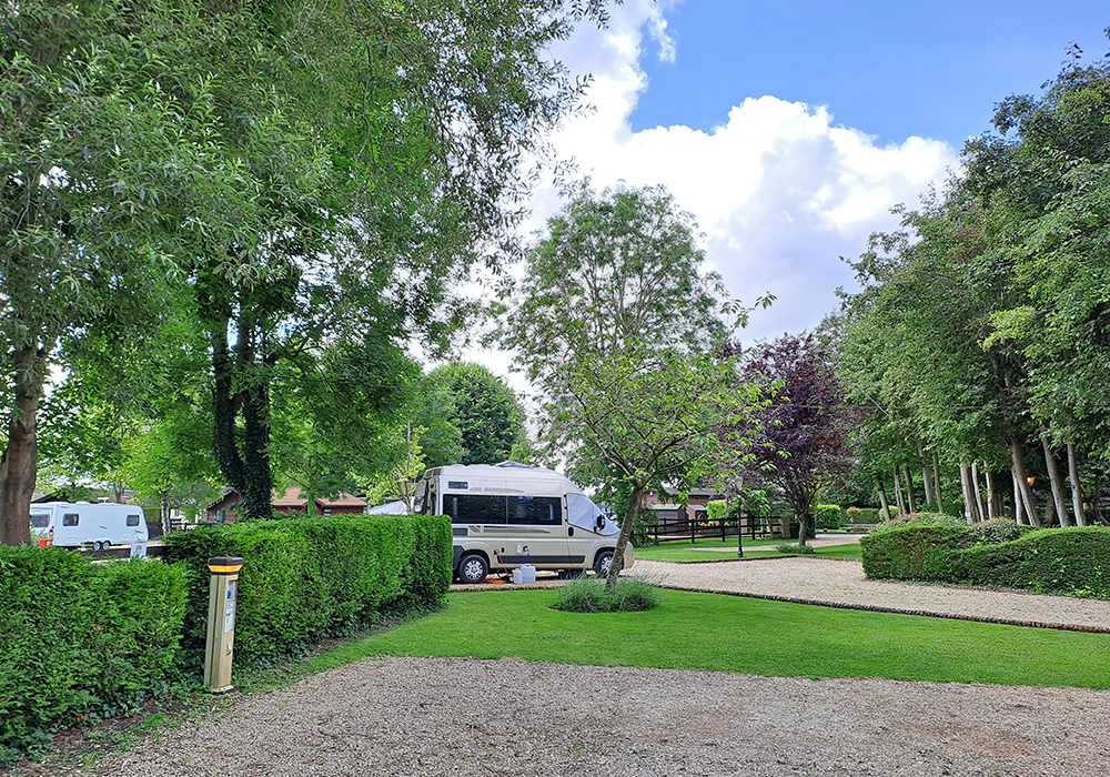 Lincoln Farm Park Oxfordshire - Premier Parks