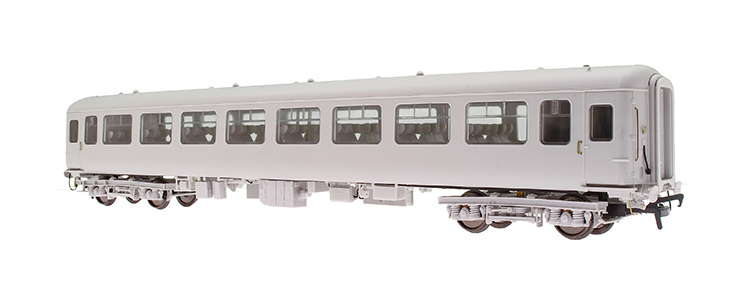 Mk. 2B and 2C coaches from IRM - World Of Railways