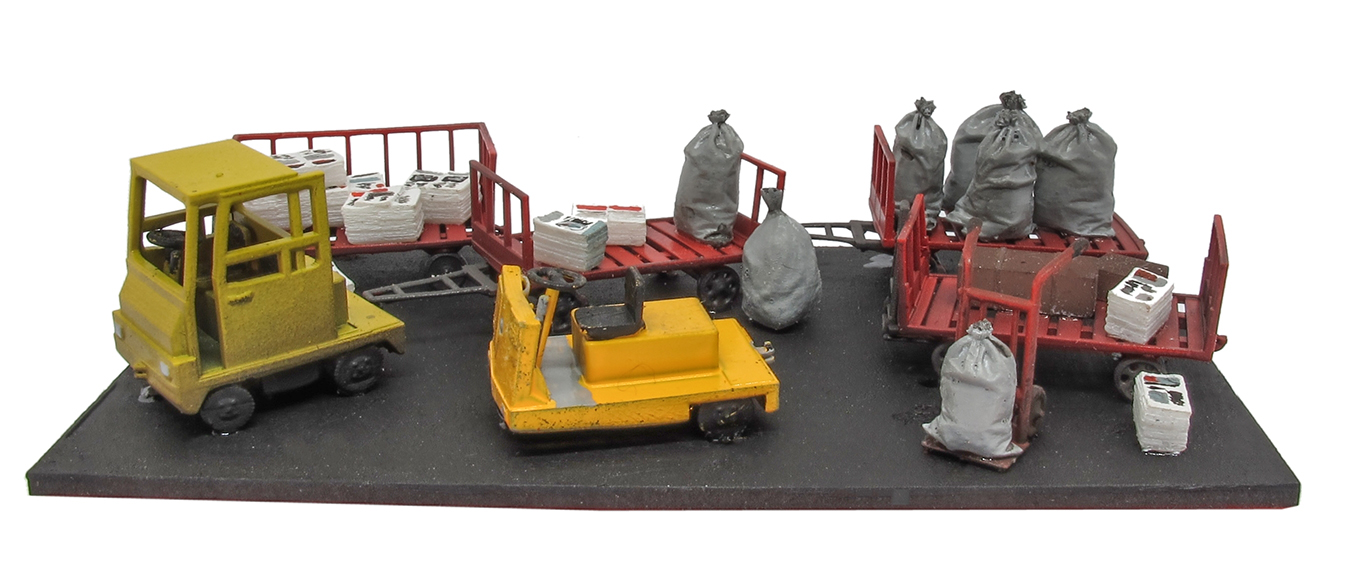 New 4mm scale mail and newspaper handling equipment - World Of Railways