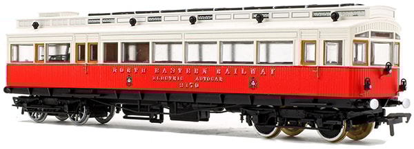 Rails of Sheffield reviews decorated sample of NER autocar - World Of ...
