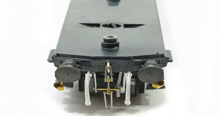 How to detail an autocoach - World Of Railways