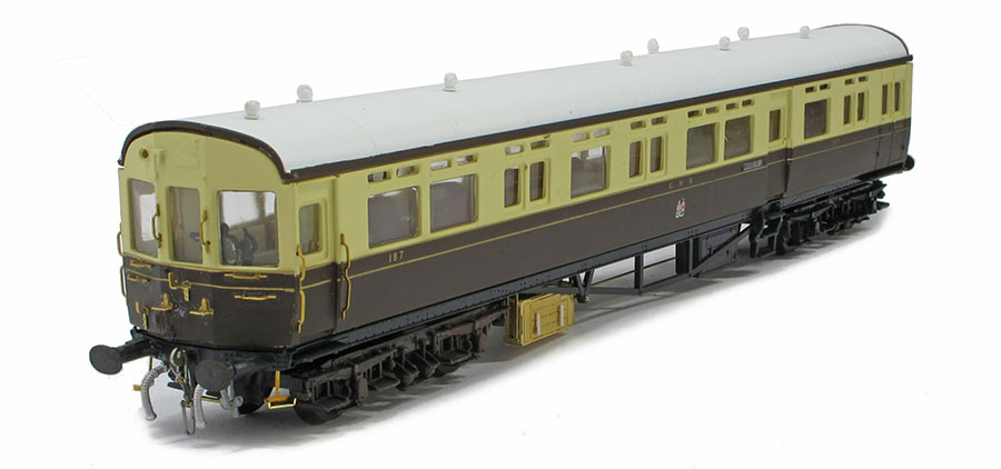 How to detail an autocoach - World Of Railways