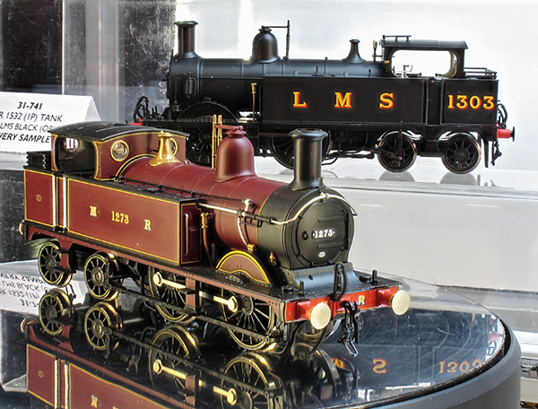 New livery samples and EPs from Bachmann - World Of Railways