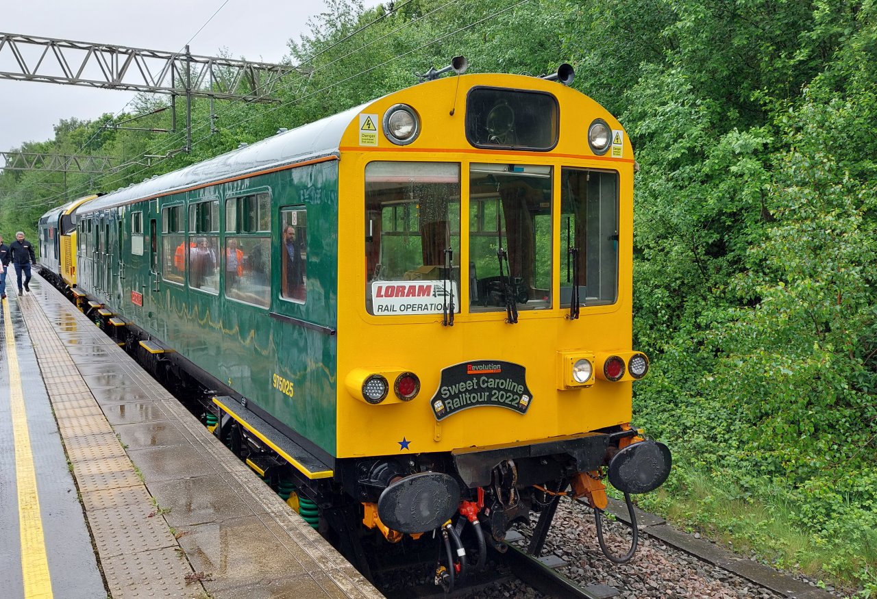 Good times on the Sweet Caroline railtour - World Of Railways