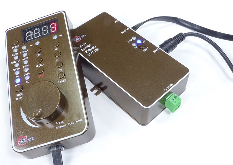 DMG Electech DC/DCC controller - World Of Railways