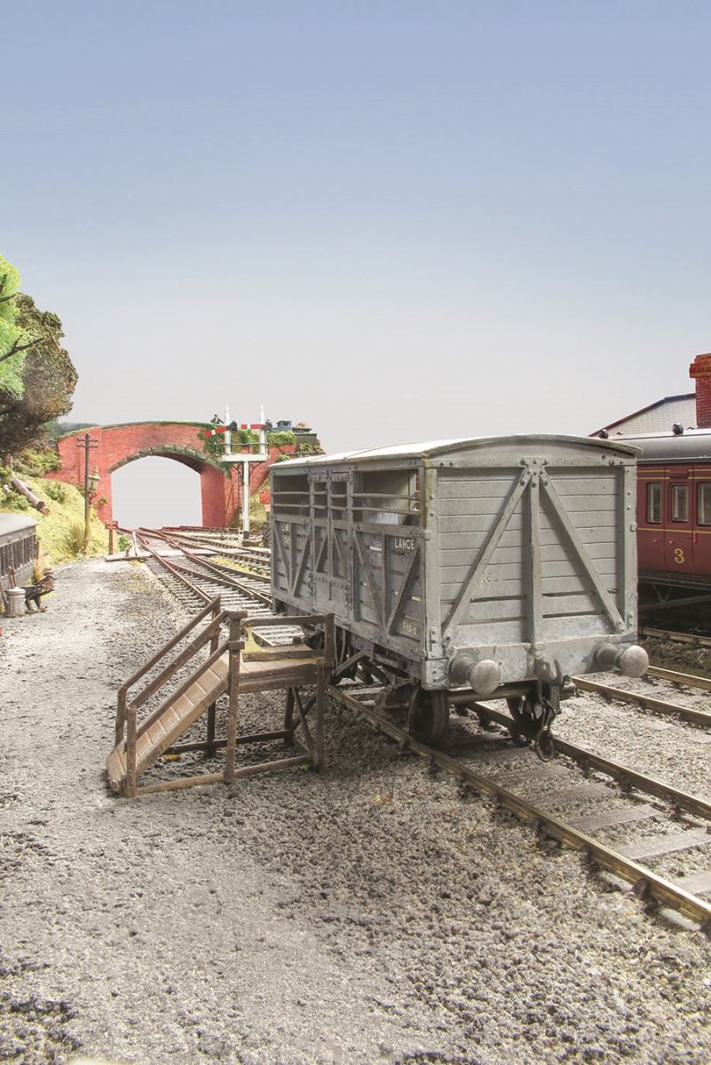 Broom Junction in EM gauge - World Of Railways