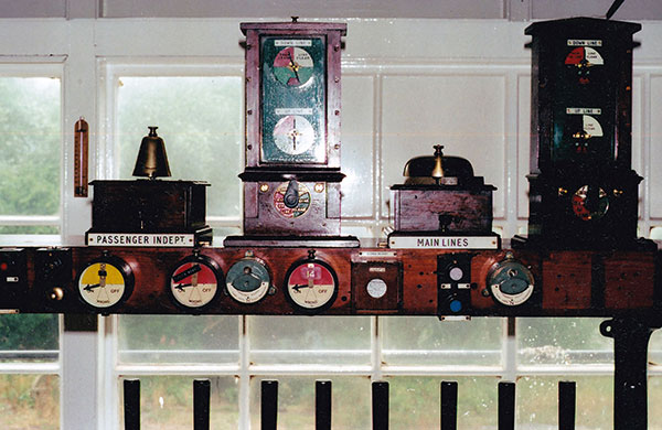 A beginners guide to signalling with semaphores - World Of Railways