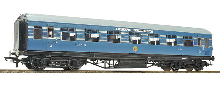 Hornby 'Coronation Scot' coaches - World Of Railways